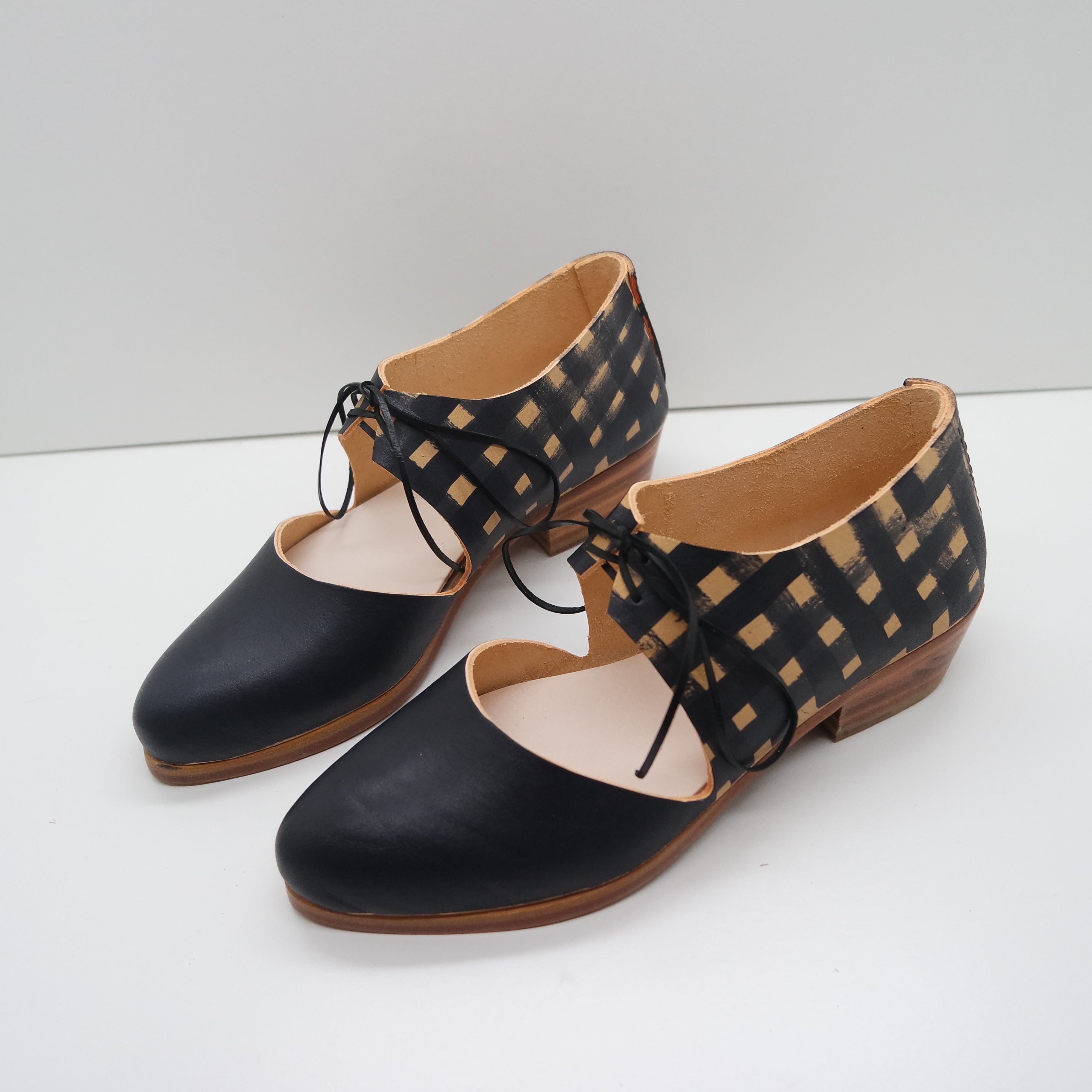 Handmade to Order Shoes and Bags – Sevilla Smith