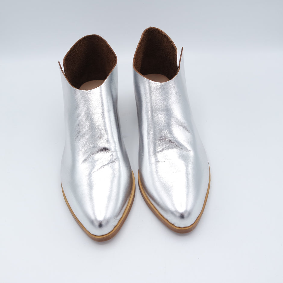 THE TERILYN – Sevilla Smith